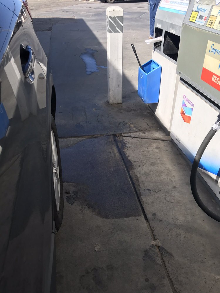 SANGER CHEVRON FOOD MART - Updated November 2025 - 1305 Jensen Ave ...