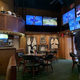 JOCKS & JILLS SPORTS GRILLE - Updated February 2025 - 223 Photos & 256 ...