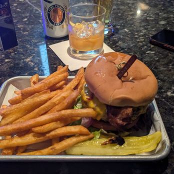 MANAYUNK BREWERY - Updated December 2025 - 533 Photos & 817 Reviews ...