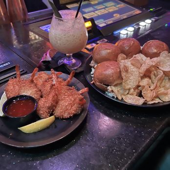 THE GOLDEN TIKI - 5563 Photos & 2590 Reviews - 3939 W Spring Mountain ...