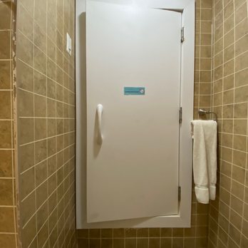 THE FLOAT PLACE - Updated May 2025 - 25 Reviews - 73 N Ocean Ave ...