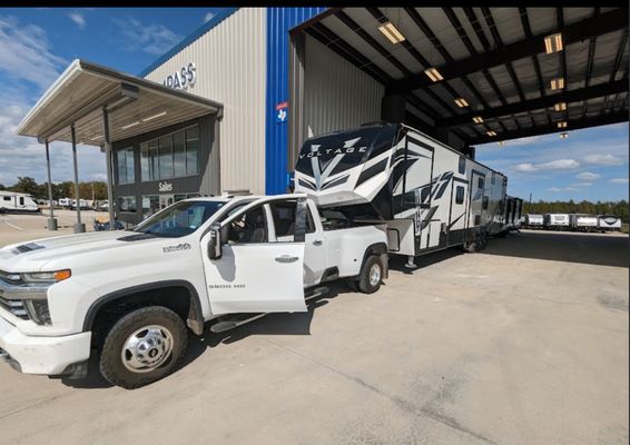 BLUE COMPASS RV - TYLER - Updated December 2025 - 17 Photos & 21 ...