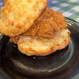 DAISY’S PO’ BOY AND TAVERN - Updated January 2026 - 224 Photos & 165 ...