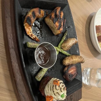 CARVE AMERICAN GRILLE - CENTRAL AUSTIN - Updated June 2024 - 320 Photos ...