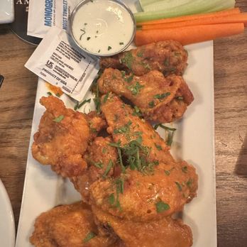 AMITY HALL UPTOWN with photos - Updated August 2024 - 318 Photos & 304 ...