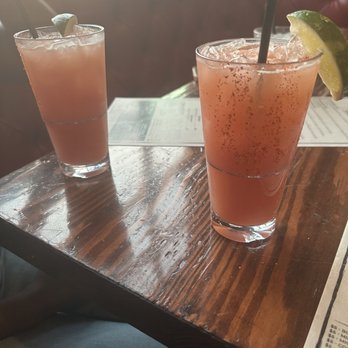 OFF THE CUFF - Updated January 2026 - 235 Photos & 73 Reviews - 2901 ...