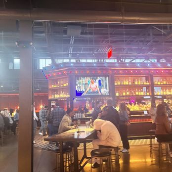 PUTTSHACK - PITTSBURGH - Updated May 2024 - 190 Photos & 109 Reviews - 1729 Smallman St ...