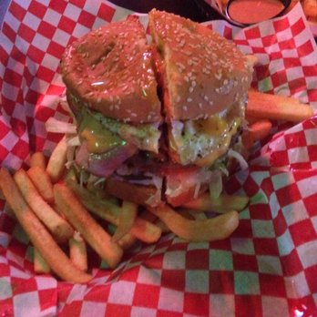 PARKADE BAR & GRILL - Updated December 2025 - 20 Photos & 33 Reviews ...