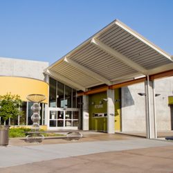 SACRAMENTO PUBLIC LIBRARY - VALLEY HI-NORTH LAGUNA - 53 Photos & 36 ...