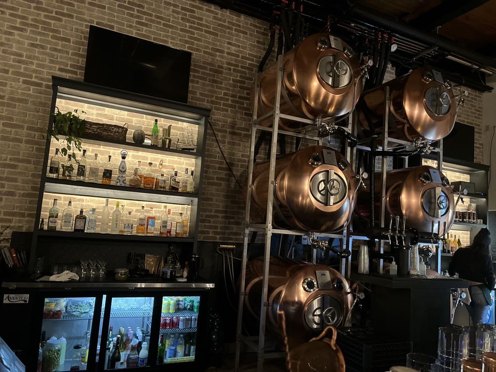 THE COPPER TURTLE BREWERY & TAVERNE - Updated April 2025 - 32 Photos ...