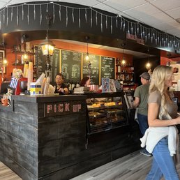 THE RED LINE CAFE - Updated July 2025 - 130 Photos & 264 Reviews - 188 ...