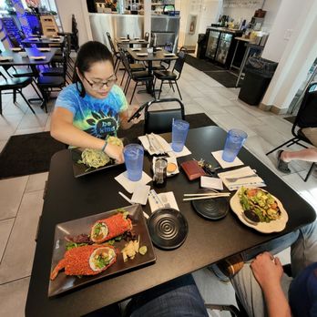 WAVE ASIAN BISTRO & SUSHI - 1870 Photos & 700 Reviews - 301 N Baker St ...