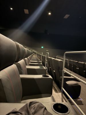 APPLE CINEMAS - Updated October 2025 - 63 Photos & 62 Reviews - 1000 ...