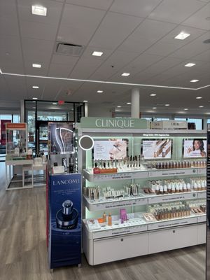 ULTA BEAUTY - Updated January 2026 - 14 Photos & 15 Reviews - 4756 ...