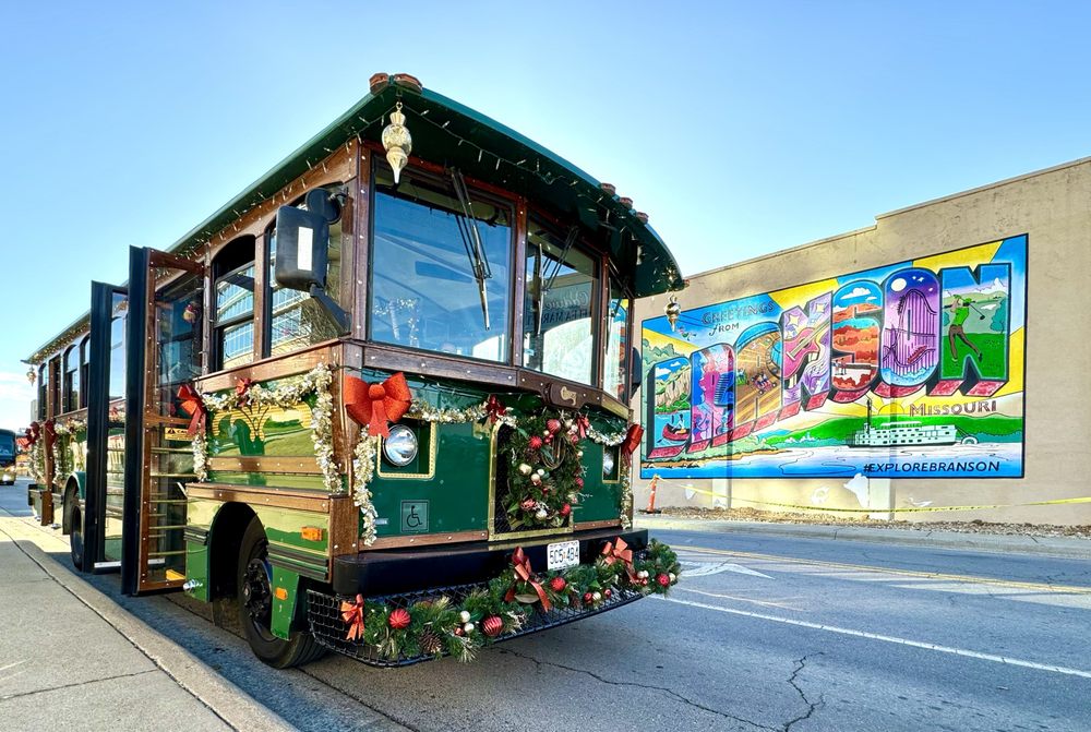 TROLLEY TRIPS - Updated October 2024 - 12 Photos - 1940 W 76 Country Blvd, Branson, Missouri ...