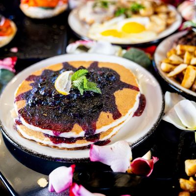 CHAMPAGNE & CHOCOLATE - Updated November 2024 - 188 Photos & 42 Reviews ...