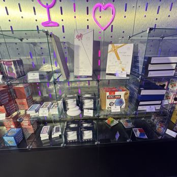 INTER - Updated December 2025 - 189 Photos & 112 Reviews - 415 Broadway ...