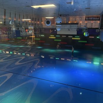 FUNWAY ULTIMATE ENTERTAINMENT CENTER - Updated October 2025 - 52 Photos ...