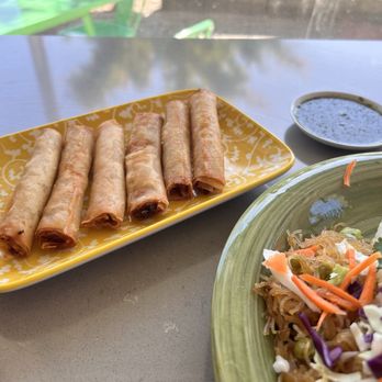 CHEBOGZ - Updated December 2024 - 233 Photos & 98 Reviews - 2710 Beacon ...