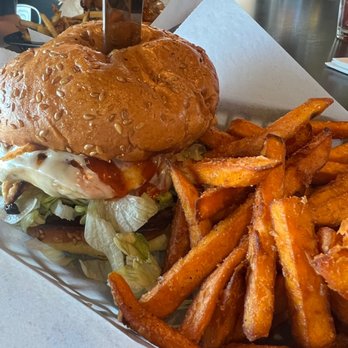 EASY PIE - Updated September 2025 - 195 Photos & 168 Reviews - 649 ...