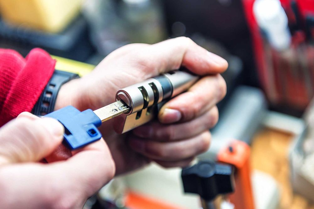 7/24 LOCKSMITH - Updated October 2025 - 76 Photos & 22 Reviews - 6160 ...