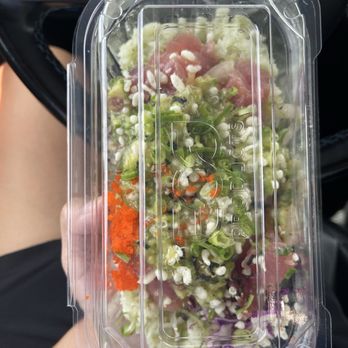 OFF THE HOOK POKE MARKET - Updated October 2025 - 1927 Photos & 988 ...