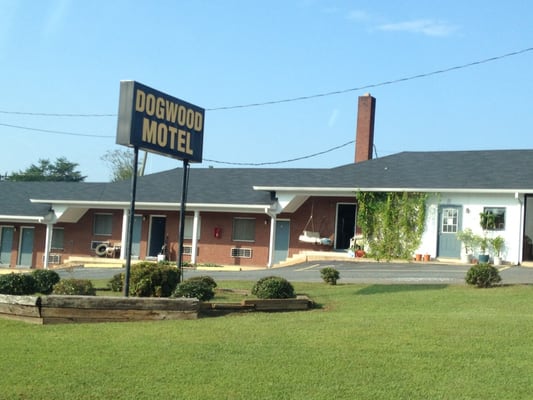 DOGWOOD MOTEL - Updated July 2025 - 137 W Mountain St, Rutherfordton ...