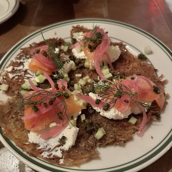 THE PENROSE - Updated March 2025 - 1399 Photos & 1568 Reviews - 1590 ...