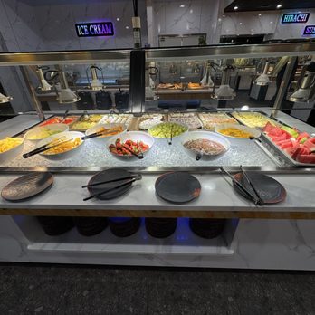 QUEEN BUFFET - Updated December 2025 - 77 Photos & 18 Reviews - 5209 E ...