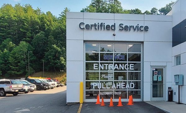 SPRINGFIELD CADILLAC GMC - Updated December 2025 - 28 Photos & 40 ...