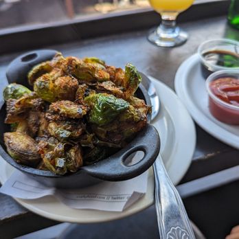 THE CRAFTY FOX ALE HOUSE - Updated October 2025 - 453 Photos & 297 ...