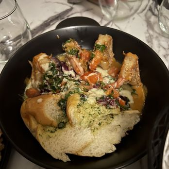 TRIOLA’S KITCHEN - 124 Photos & 58 Reviews - 4606 N Main St, Houston ...