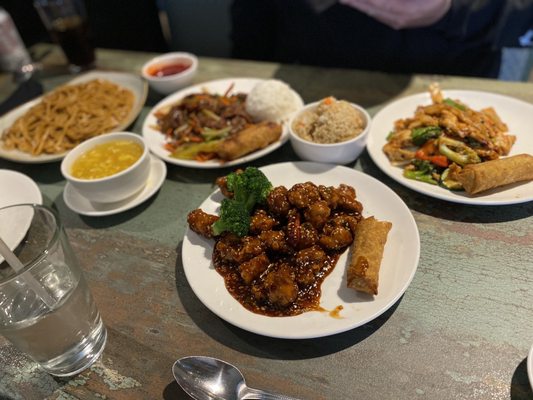 HUNAN LION - Updated December 2025 - 205 Photos & 71 Reviews - 1208 N ...