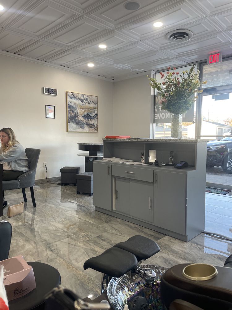 BRIDGETOWN NAILS - Updated December 2025 - 17 Reviews - 6613 Glenway ...