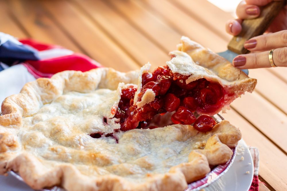 VICTORY PIE - Updated June 2025 - 130 Photos & 93 Reviews - 110 S Pine ...