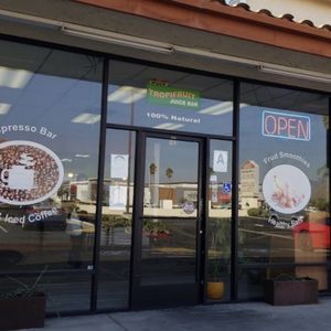 TROPIFRUIT 100% NATURAL JUICE BAR - 243 Photos & 355 Reviews - 762 N ...