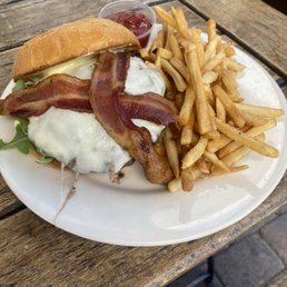 TICKLE TREE CAFE - Updated September 2025 - 938 Photos & 994 Reviews ...