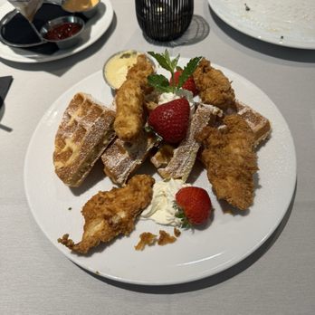 OSSO & KRISTALLA - Updated December 2025 - 827 Photos & 521 Reviews ...