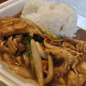 NOODLE - Updated December 2025 - 414 Photos & 363 Reviews - 3693 Main ...