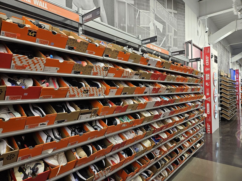 NIKE UNITE - NORTH BRONX - 11 Photos - 340 Baychester Ave., Bronx, New ...
