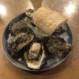 HALF SHELL OYSTER HOUSE - Updated September 2025 - 669 Photos & 594 ...
