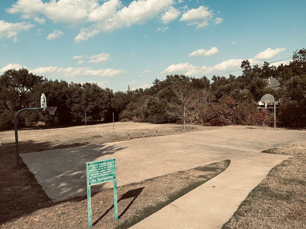 LEGEND OAKS NEIGHBORHOOD PARK - Updated August 2025 - 7724 Escarpment ...