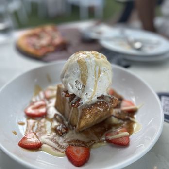 CHELSEA CORNER - Updated December 2024 - 735 Photos & 586 Reviews ...