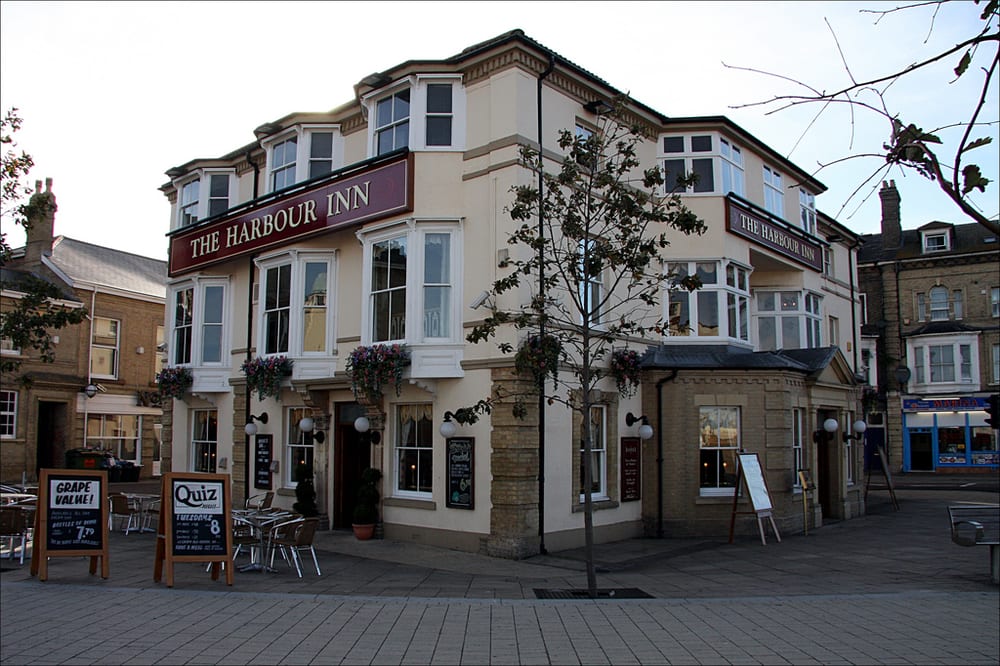 HARBOUR INN - Bridge House, Lowestoft, Suffolk, United Kingdom - Yelp