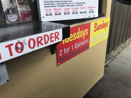 DAIQUIRIS SUPREME - Updated 2024 - 20 Photos & 25 Reviews - 4680 ...