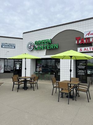 GREEN LANTERN PIZZA - Updated December 2025 - 19 Reviews - 9912 E Grand ...