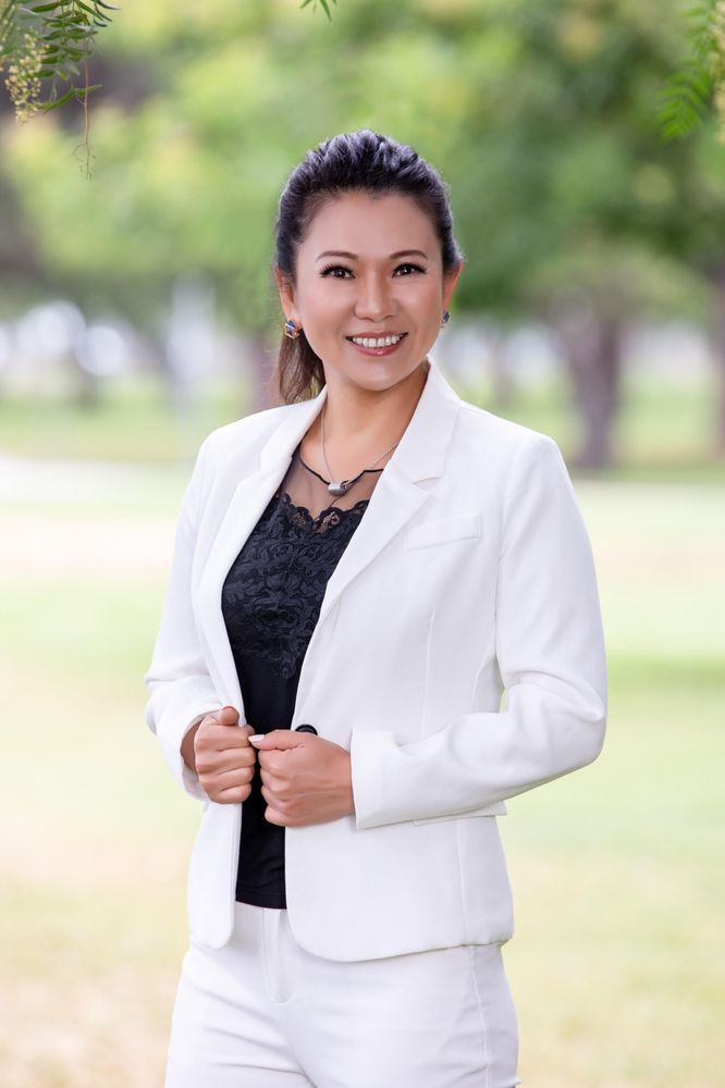 JOLIN WANG - RE/MAX - Updated April 2025 - 27 Photos - La Verne, California - Real Estate Agents ...