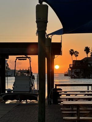 CAPTAIN’S COVE OYSTER BAR - Updated January 2026 - 43 Photos & 25 ...