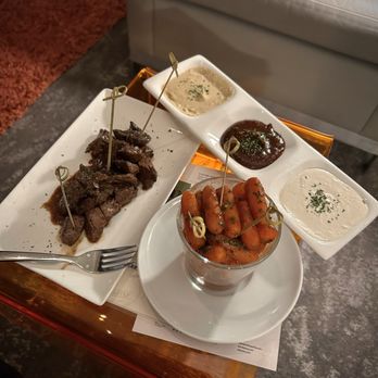 VAST - Updated April 2025 - 1020 Photos & 551 Reviews - 333 W Sheridan ...