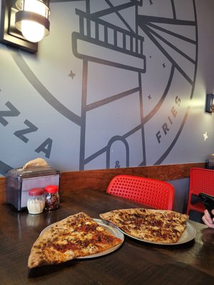 LIGHTHOUSE PIZZA - Updated December 2025 - 225 Photos & 350 Reviews ...